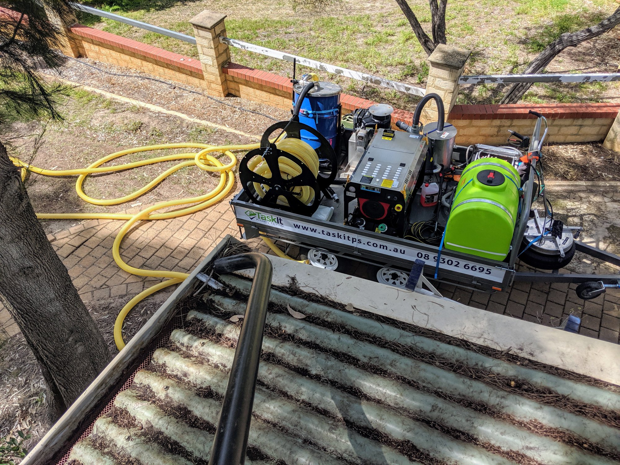 Professional durable stainless steel gutter vacuum platform